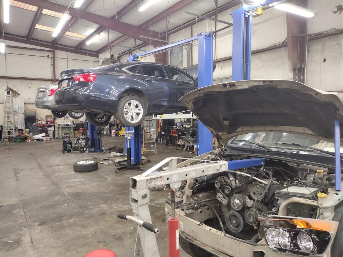 Auto Repair Mechanic in Morrow, GA